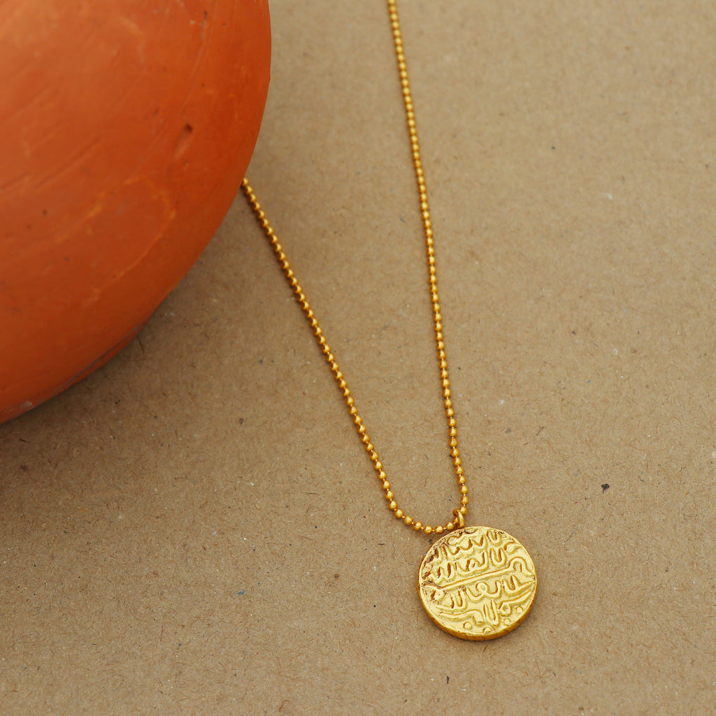THE MOHAR MEDALLION NECKLACE – Symetree