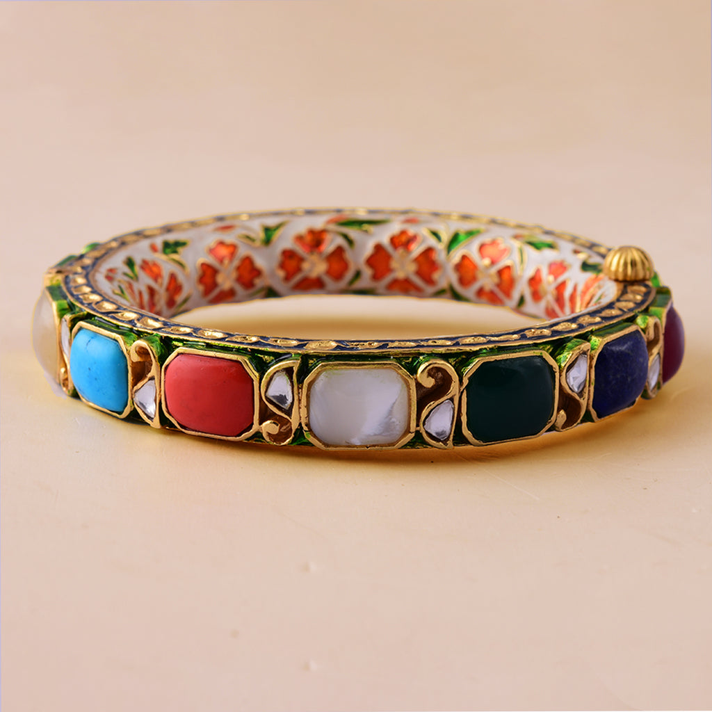 Navratna Bangle – Symetree